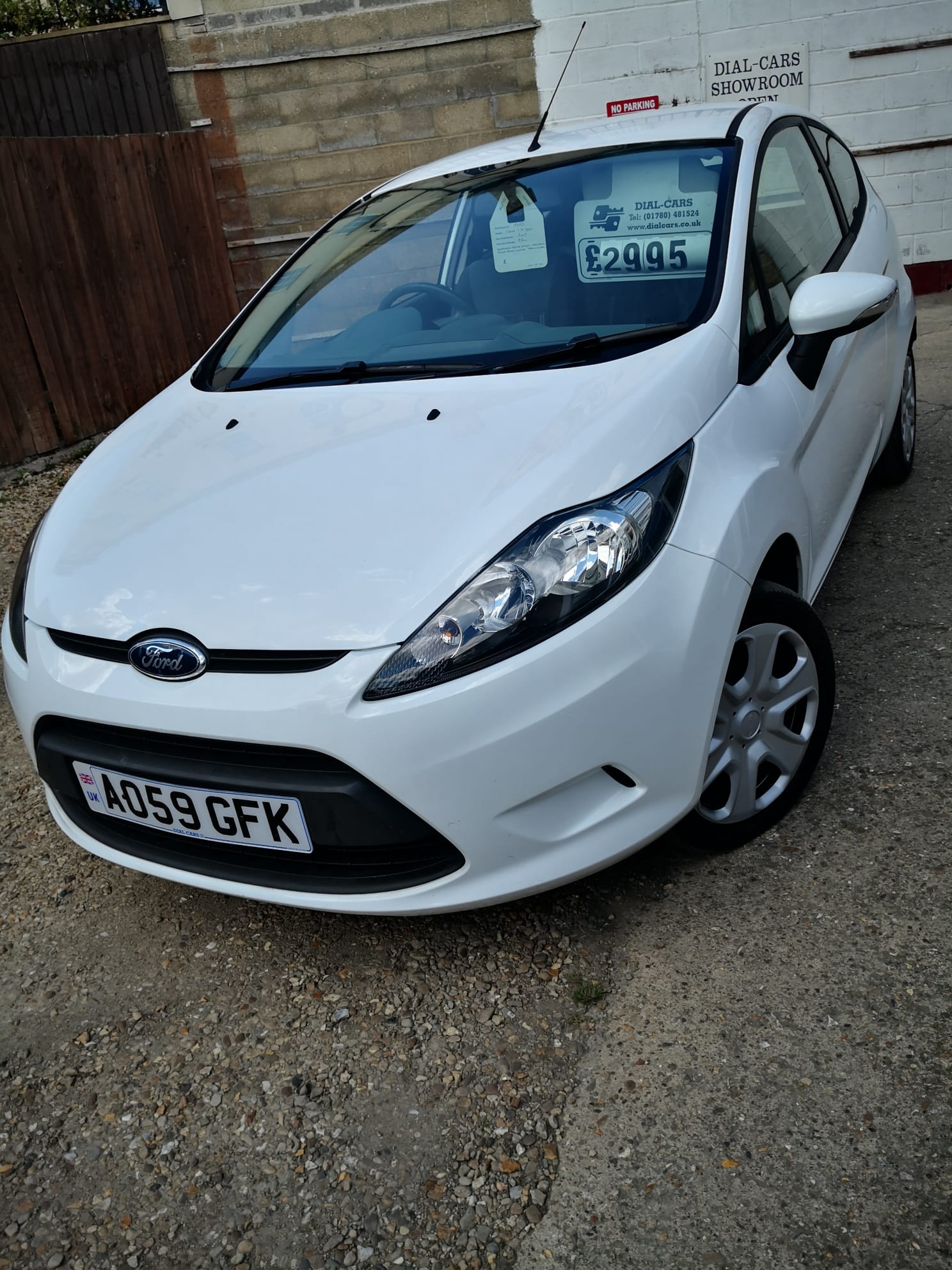 Dial Cars Stamford - Contact Us